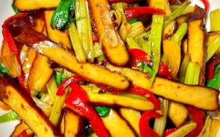 芹菜炒香干怎么炒好吃_芹菜炒香干用焯水吗