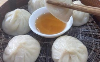 家常小笼包怎么做_小笼包汤汁如何保留