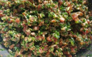韭菜猪肉饺子馅怎么调_韭菜猪肉饺子馅配料比例