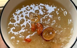银耳汤的功效与作用_银耳汤怎么煮才出胶