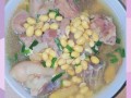 黄豆炖猪脚怎么做_黄豆炖猪脚要焯水吗