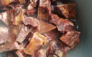 腊排骨怎么腌制最好吃_腊排骨腌制窍门