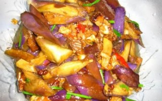 油焖茄子怎么做_油焖茄子要不要焯水
