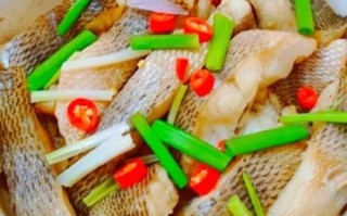 鲈鱼怎么清蒸好吃_鲈鱼的做法大全家常菜锅