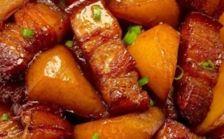 土豆烧肉最正宗的做法_家常土豆烧肉怎么做