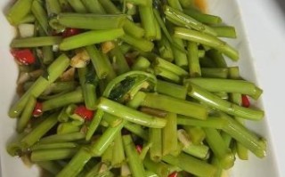 空心菜梗晒干怎么做_空心菜梗晒干要焯水吗