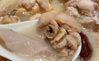 家常猪肚鸡怎么做_猪肚鸡需要焯水吗
