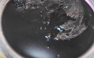 黑凉粉怎么做_黑凉粉热量高吗