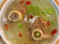 大骨头汤的营养价值_怎么熬最补钙