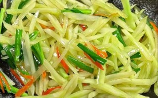 清炒莴苣怎么做_莴苣焯水还是不焯水 清炒莴苣怎么做_莴苣焯水还是不焯水