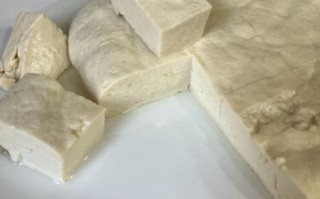 熟石膏粉做豆腐脑比例_石膏豆腐脑怎么做