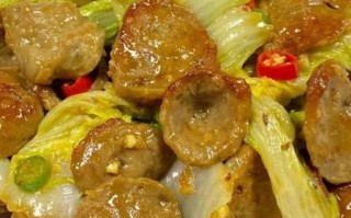 肉丸炒什么配菜好吃_肉丸炒青菜还是菌菇更香