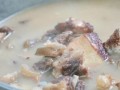牛骨汤怎么炖好喝又营养_炖牛骨汤放什么配料