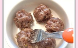 清蒸牛肉丸子怎么做_清蒸牛肉丸子做法窍门