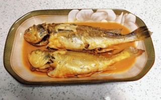 焖黄花鱼的家常做法窍门_黄花鱼怎么焖才入味