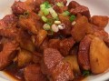 土豆炖红烧肉怎么做_家常做法步骤详解