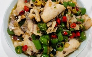 家常乌鱼片怎么做好吃_乌鱼片去腥技巧