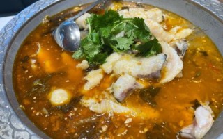 石锅鱼火锅怎么做_石锅鱼火锅用什么鱼最好