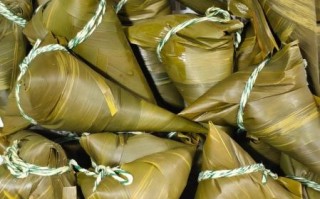 蜜枣粽怎么做_蜜枣粽煮多久才软糯