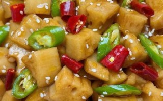 麻辣藕丁怎么做_麻辣藕丁用焯水吗