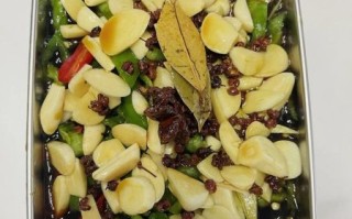 酱油腌辣椒怎么做_酱油腌辣椒的腌制方法