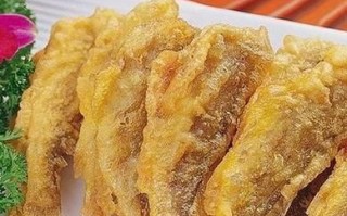 干炸蒜香小黄鱼怎么做_外酥里嫩不腥的秘诀