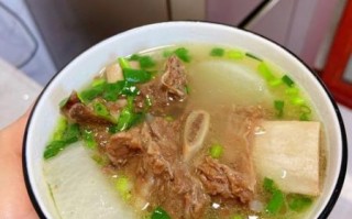 牛骨汤怎么炖才白_家常牛骨汤的做法大全