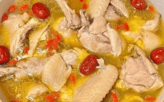 炖鸡汤的做法全过程_怎样炖出奶白浓汤