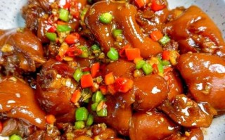 怎样烧猪蹄才好吃_猪蹄怎么做软糯不腥