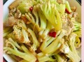 花菜怎么炒好吃又简单_花菜炒几分钟才脆