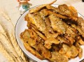 炸小黄鱼的糊怎么调_炸小黄鱼用什么粉更酥脆