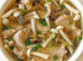 蘑菇肉片怎么炒才嫩_蘑菇肉片汤的家常做法