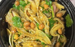 酸辣鱼皮怎么做_酸辣鱼皮热量高吗