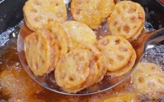 炸莲藕怎么做外酥里嫩_炸莲藕的家常做法大全