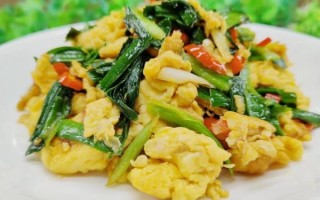 青蒜苗怎么做好吃_青蒜苗炒什么最香