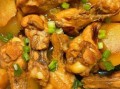 土豆炖鸡腿的家常做法_鸡腿怎么炖才入味