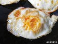 煎鸡蛋不粘锅的方法_煎鸡蛋需要几分钟