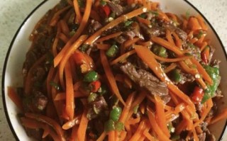 家常炒红萝卜怎么炒好吃_红萝卜炒多久才熟