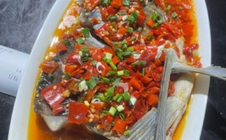 剁椒鱼头怎么做_剁椒鱼头正宗做法