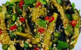 凉拌茄子丝怎么做_凉拌茄子丝要不要焯水