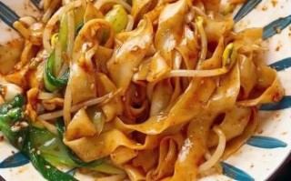 油泼面怎么做_正宗油泼面的做法步骤
