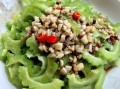 凉拌苦瓜怎么做不苦_凉拌苦瓜最佳吃法