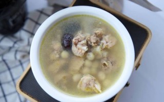 炖蛋鸡怎么做_炖蛋鸡需要焯水吗