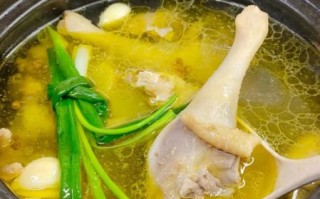 土鸡汤怎么炖好喝_土鸡汤放什么食材更香
