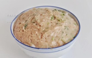 冻鲅鱼饺子馅怎么调_冻鲅鱼饺子馅的做法大全