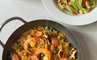 正宗海鲜炒饭酱料怎么做_海鲜炒饭用什么酱最香