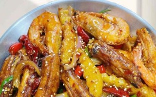 香辣鸡翅虾干锅怎么做_香辣鸡翅虾干锅家常做法