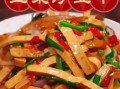 豆干炒韭菜怎么做_豆干炒韭菜的家常做法