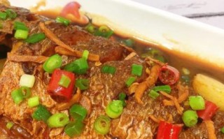 红烧小黄鱼怎么做好吃_红烧小黄鱼最简单的家常做法