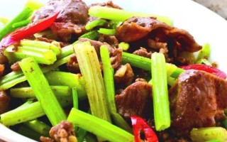 芹菜炒羊肉的家常做法_羊肉怎么炒不腥